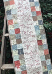 Christmas Garland Table Runner – Hatched and Patched